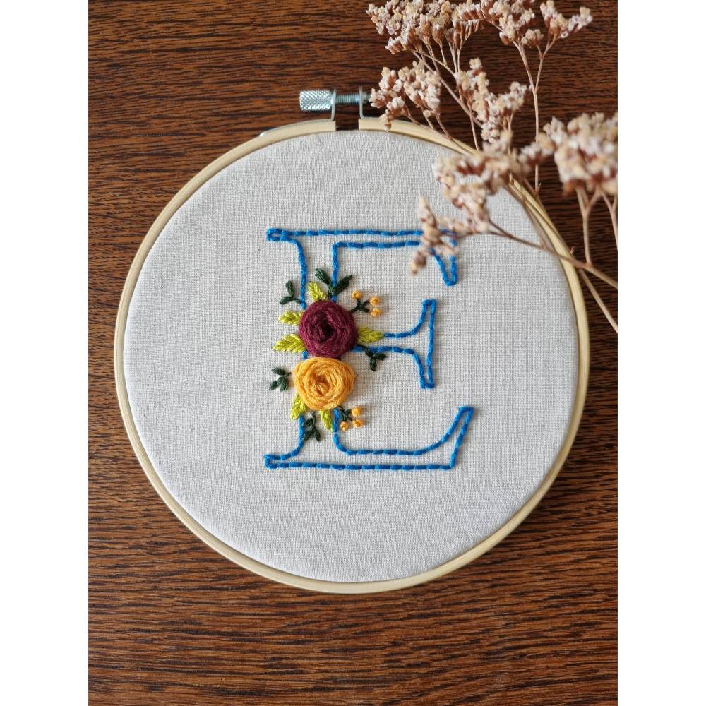 Stickbild Monogramm / Initialen - personalisiertes Geschenk zur