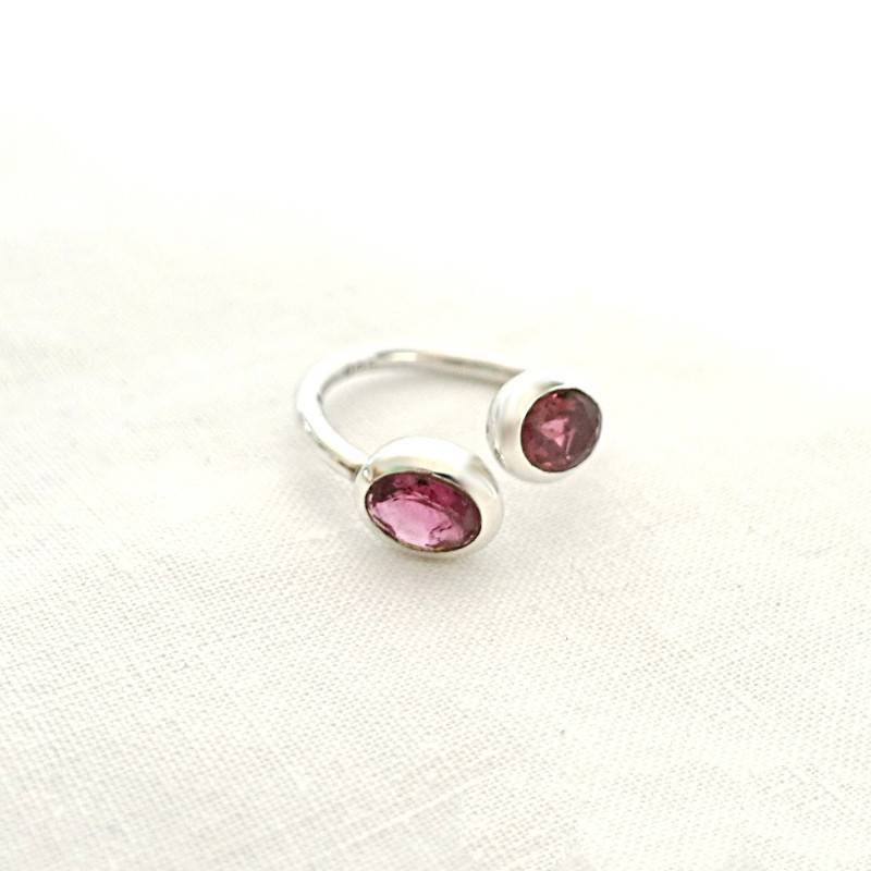 Pink Turmalin Ring mit zwei ovalen Steinen