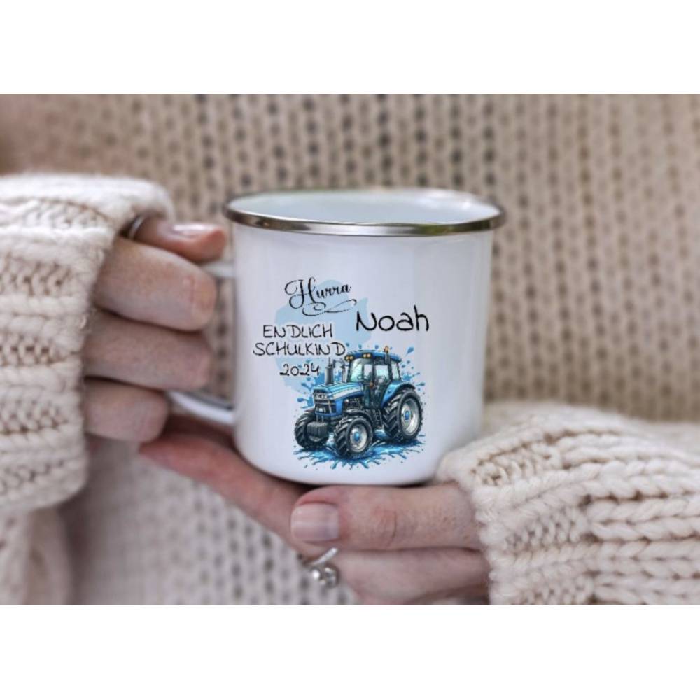 Tasse Schulkind mit Namen Traktor Jungen personalisiert