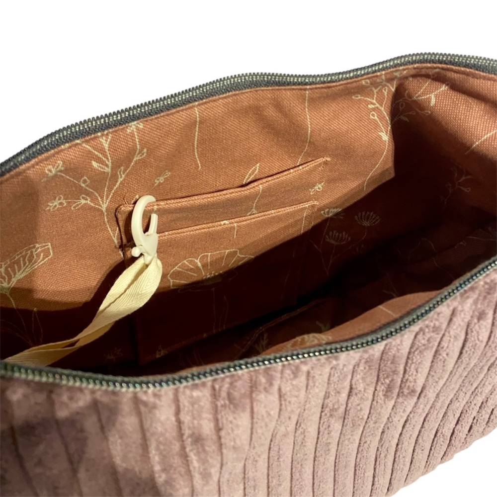 Moonbag Bananentasche aus Breitcord in Altrosa – Vielseitige Cordtasche ...