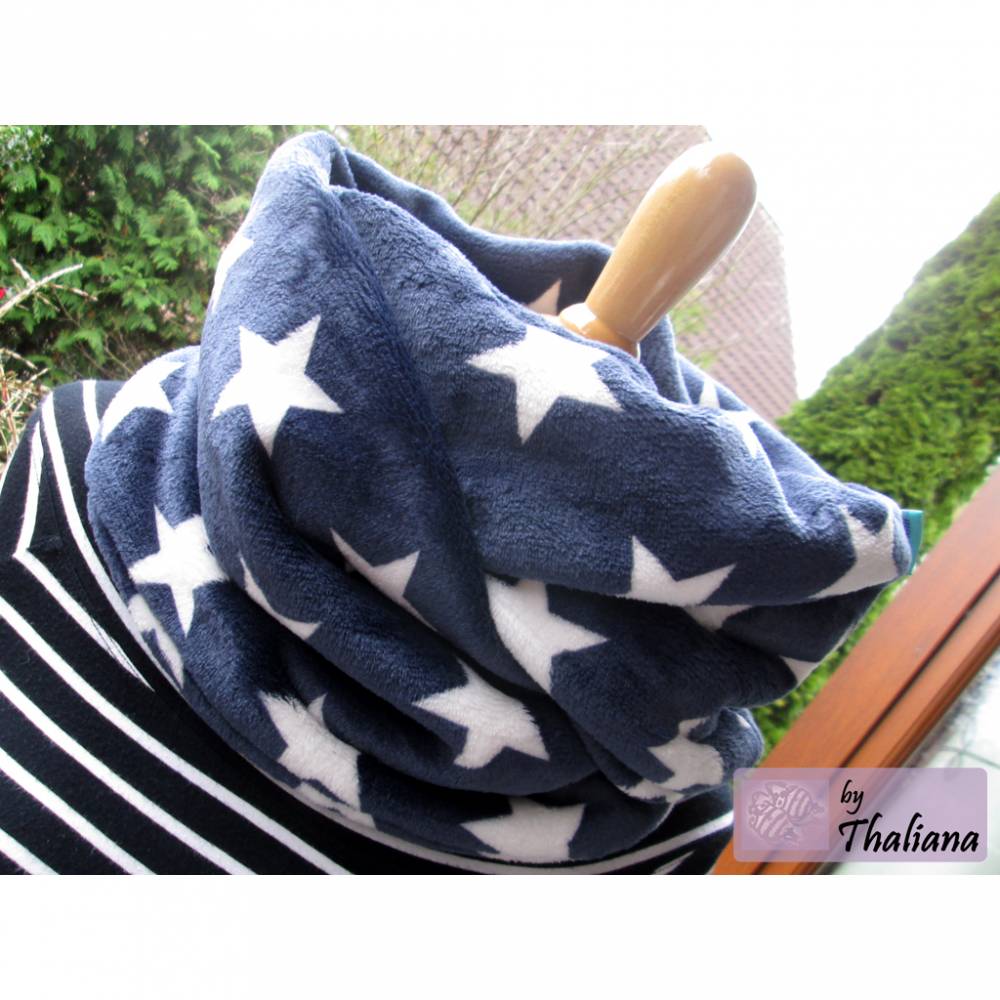 blaue KUSCHELSTARS dunkelblauer Loop Sterne blau