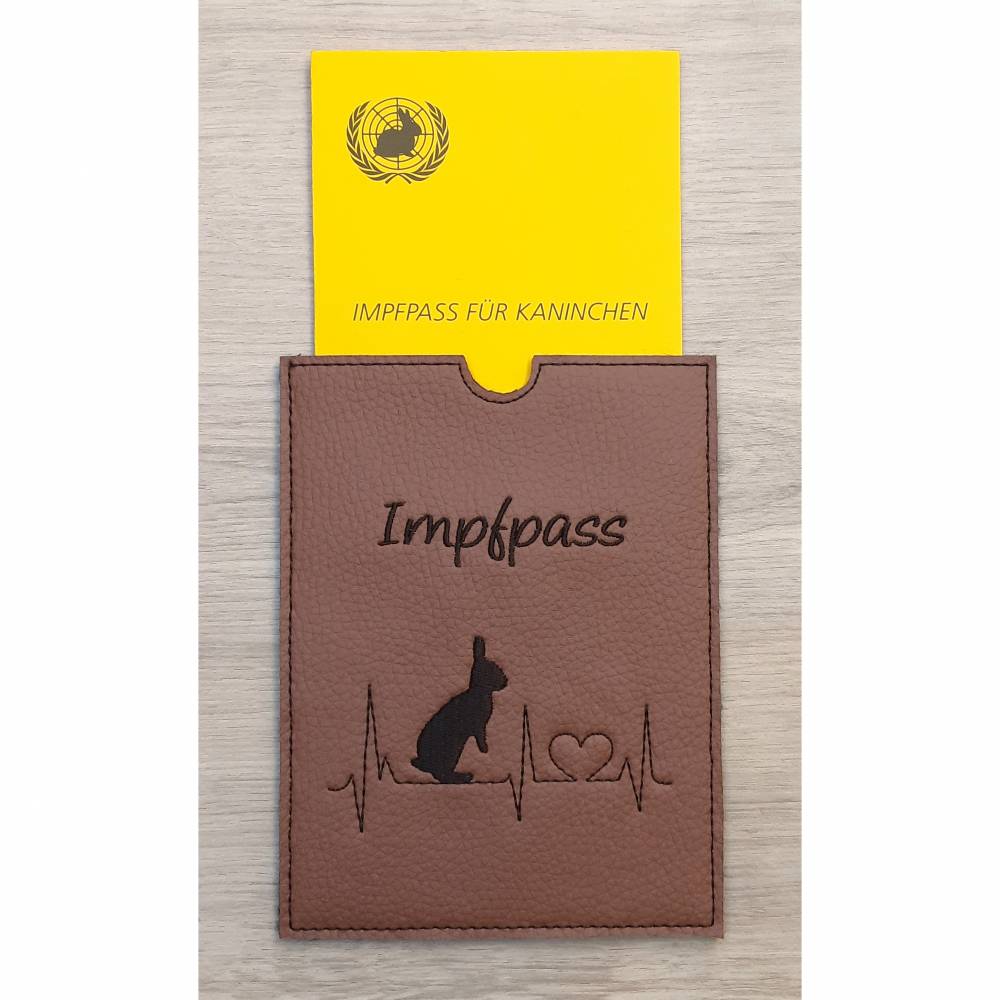 Impfpasshülle bestickt, Kunstleder,