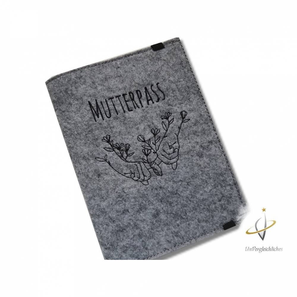 Hülle für den Mutterpass personalisierbar Mutterpasshülle OneLine ...