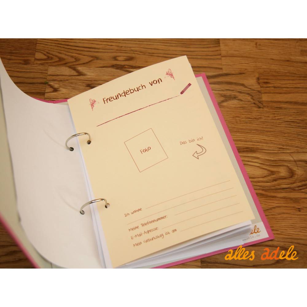 Freundebuch nach Maß - grün | Freundealbum mit Namen und
