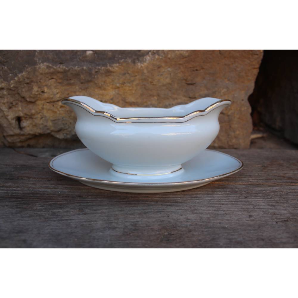 Sauciere Goldrand Wellenrand Winterling Marktleuthen Bavaria